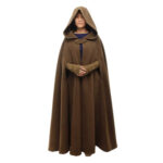 Medieval Clothing: Cloak. History of the cloak, uses and cloak styles.